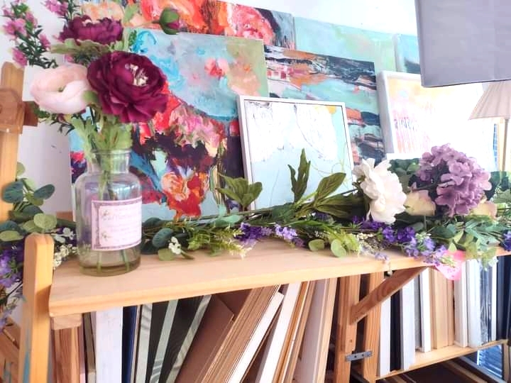 CONTACT | Beverley Anderson